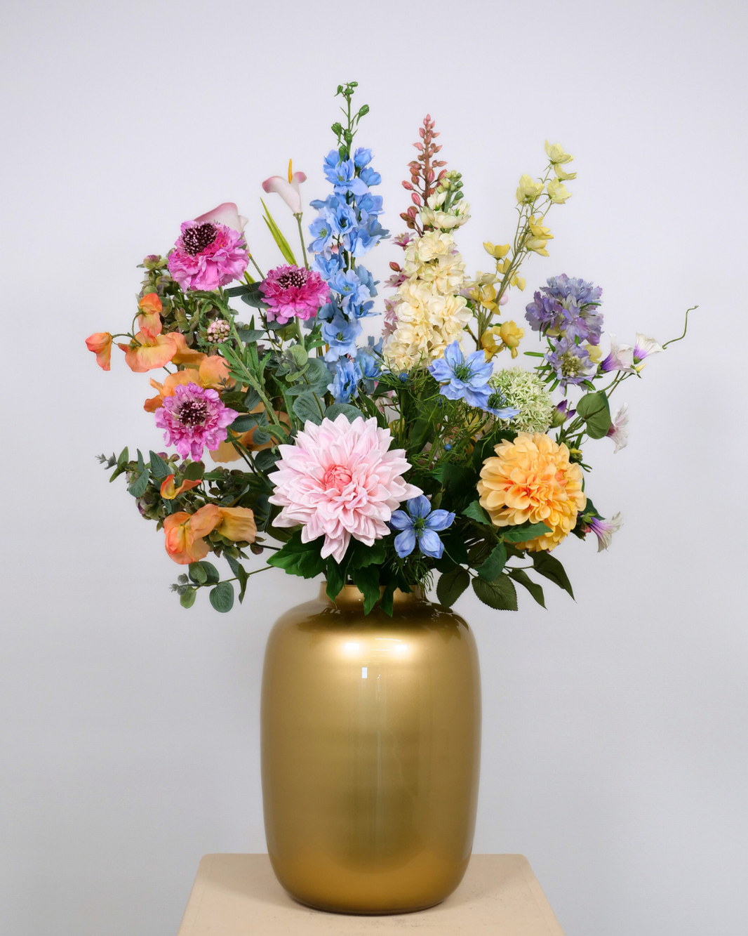 Vip Roses by Anne & Nina